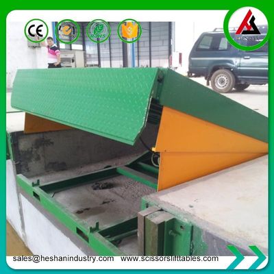 Steel Stationary Loading Dock Leveler Hydraulic Warehouse Dock Equipment